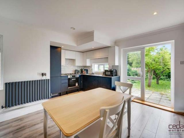 1 Bedroom Flat