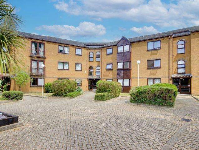 1 Bedroom Flat