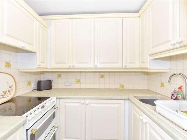 1 Bedroom Flat