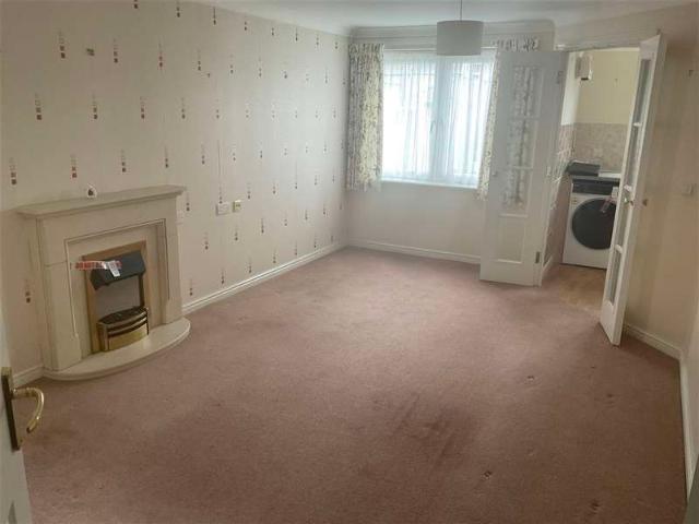 1 Bedroom Flat