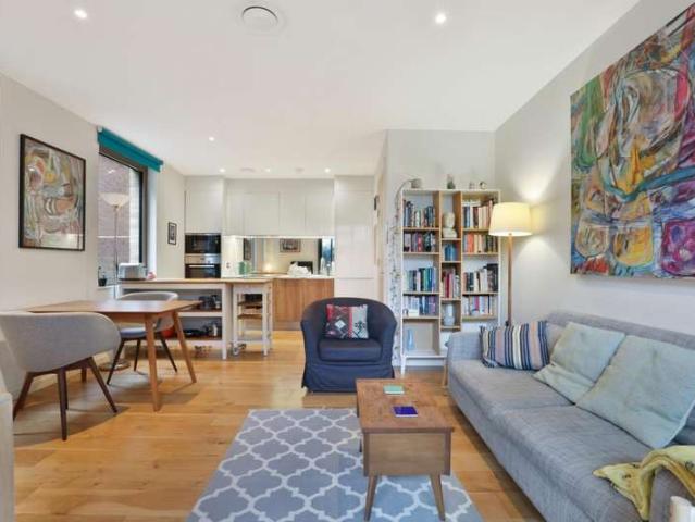 1 Bedroom Flat