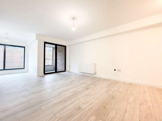 1 Bedroom Flat
