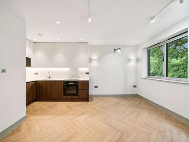 1 Bedroom Flat