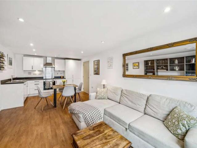 1 Bedroom Flat