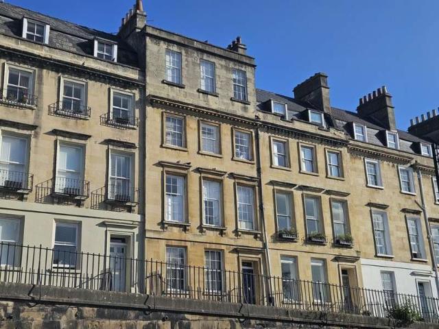 1 Bedroom Flat