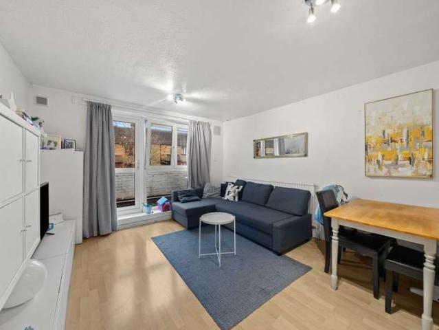 1 Bedroom Flat