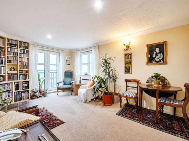 1 Bedroom Flat