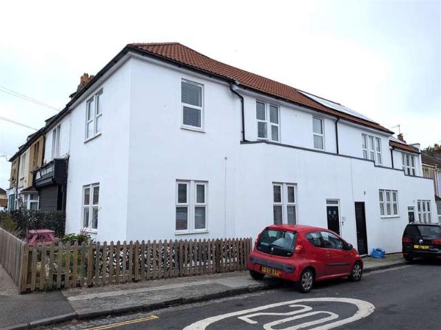 1 Bedroom Flat