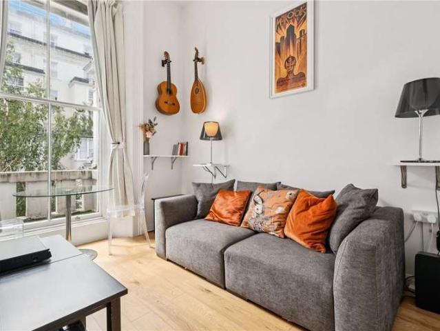 1 Bedroom Flat
