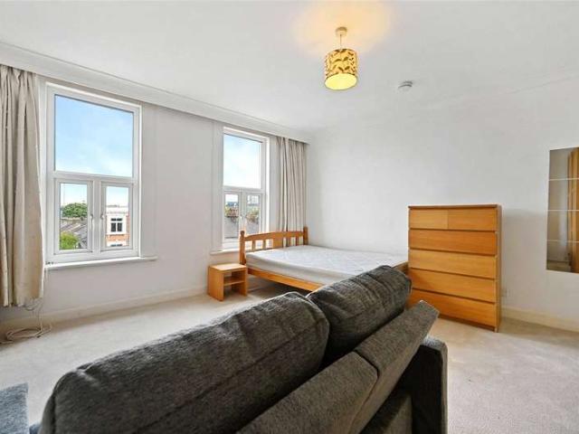 1 Bedroom Flat