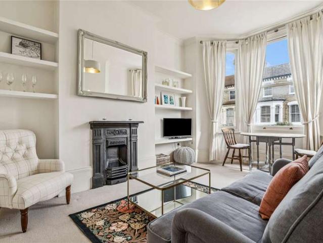 1 Bedroom Flat