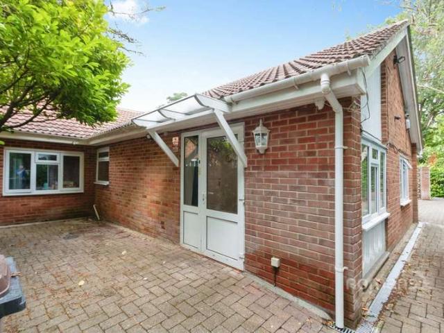1 Bedroom Flat