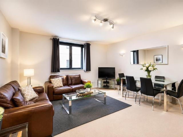 1 bedroom flat