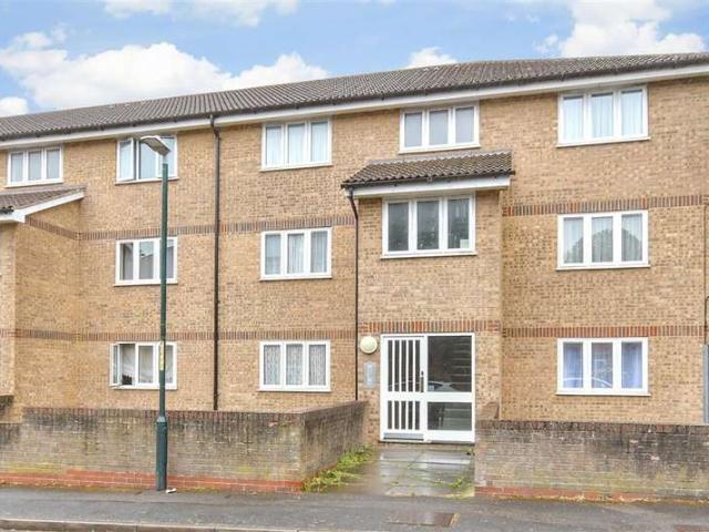 1 Bedroom Flat
