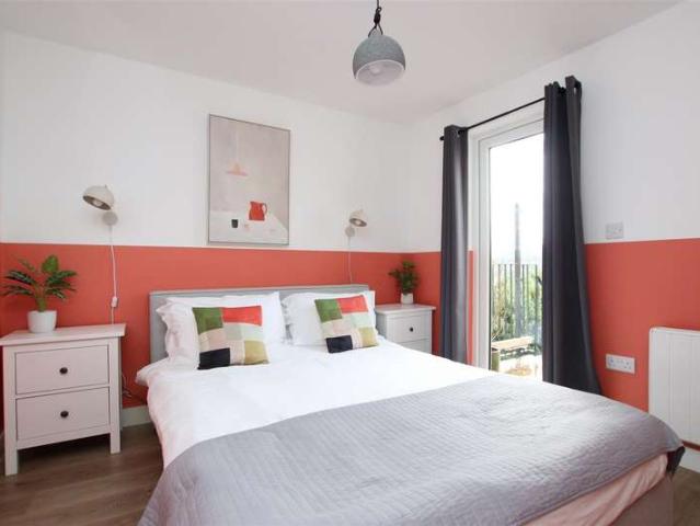 1 Bedroom Flat