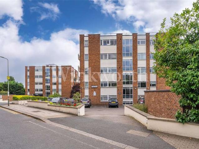 1 Bedroom Flat