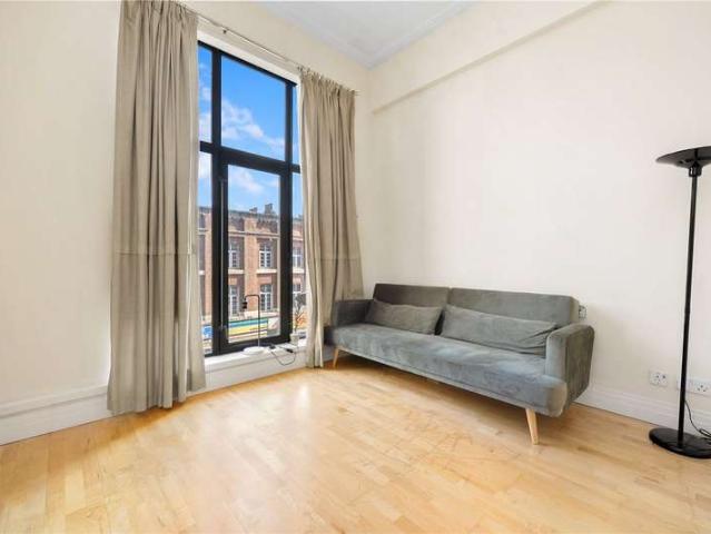 1 Bedroom Flat