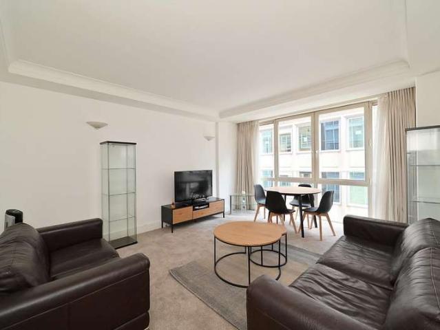 1 Bedroom Flat