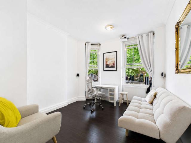 1 Bedroom Flat