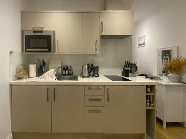 1 Bedroom Flat