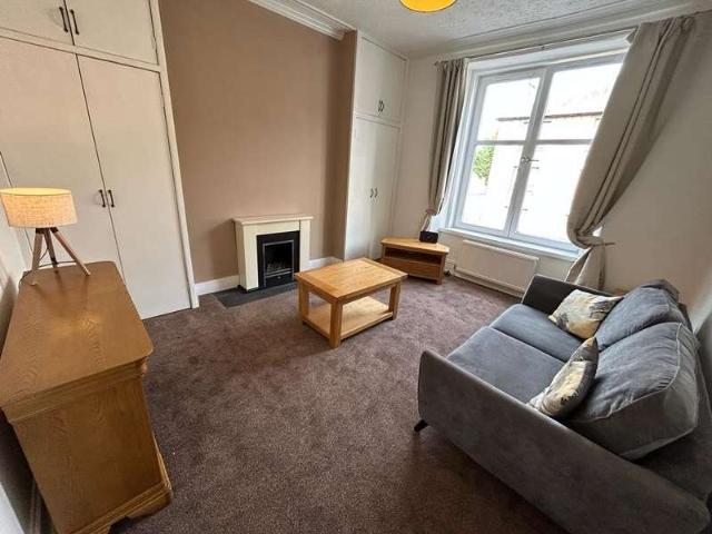 1 Bedroom Flat