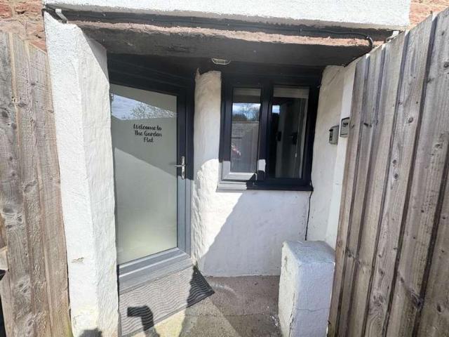 1 Bedroom Flat