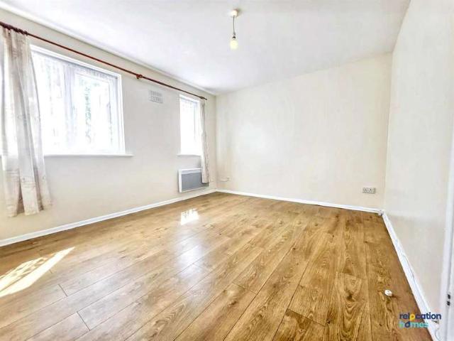 1 Bedroom Flat