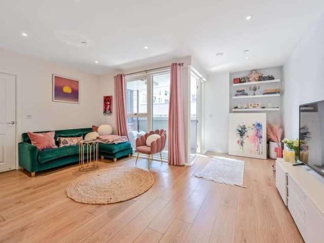 1 Bedroom Flat