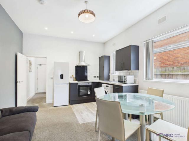 1 Bedroom Flat