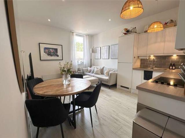 1 Bedroom Flat