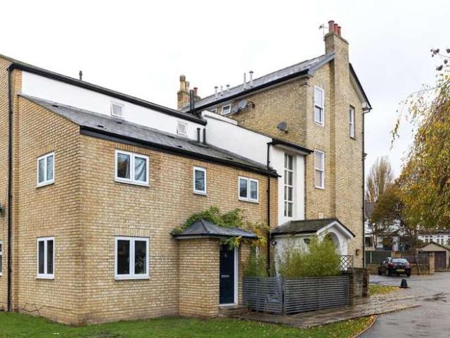 1 Bedroom Flat