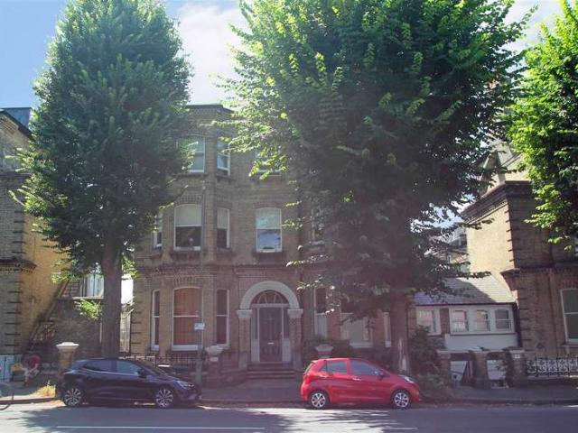 1 Bedroom Flat