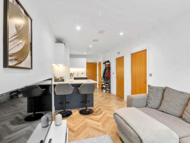 1 Bedroom Flat