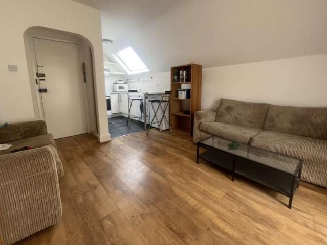 1 Bedroom Flat