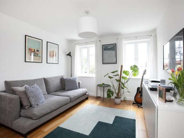1 Bedroom Flat