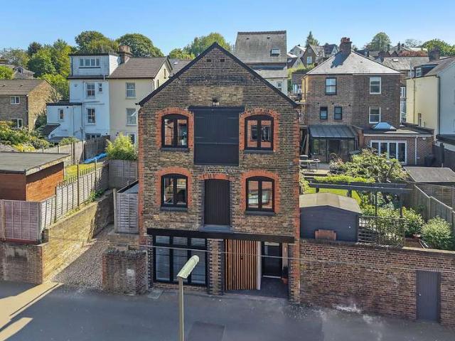 1 Bedroom Flat
