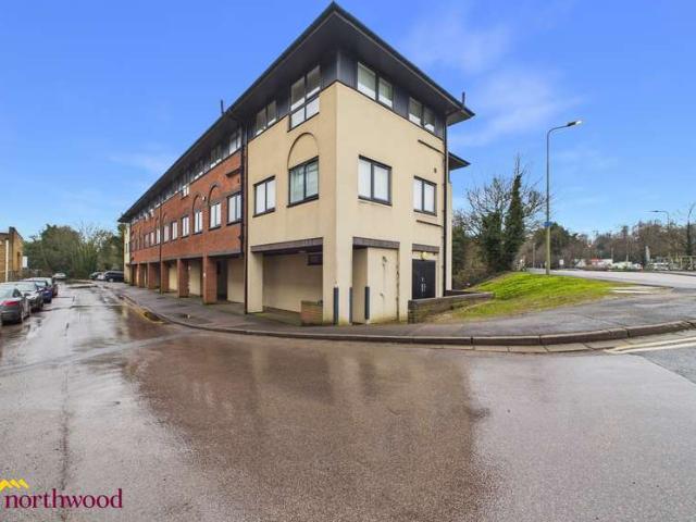 1 Bedroom Flat