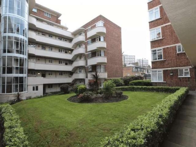 1 Bedroom Flat