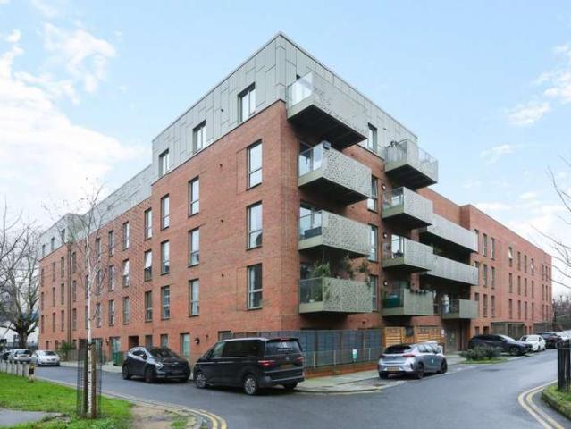 1 Bedroom Flat