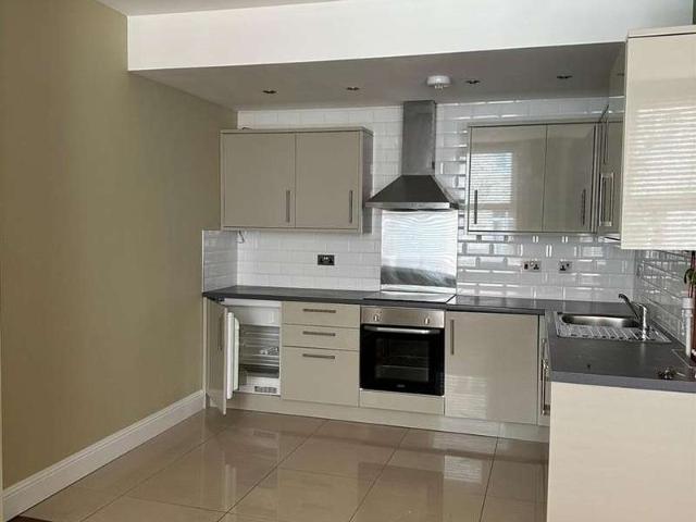 1 Bedroom Flat
