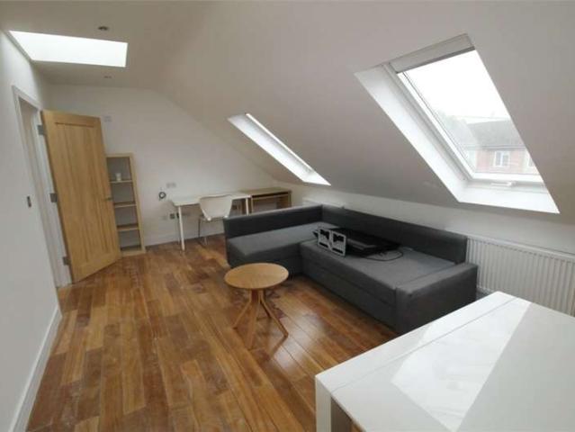 1 Bedroom Flat