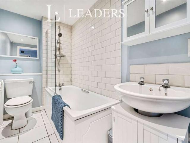 1 Bedroom Flat