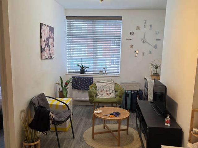 1 Bedroom Flat