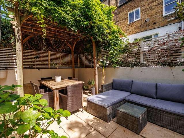 1 Bedroom Flat