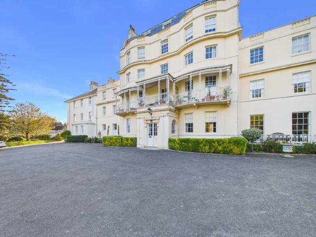 1 Bedroom Flat