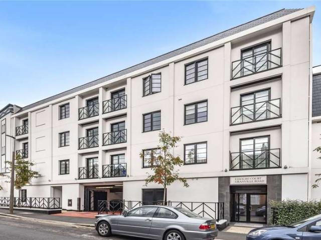 1 Bedroom Flat