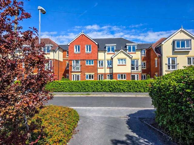 1 Bedroom Flat