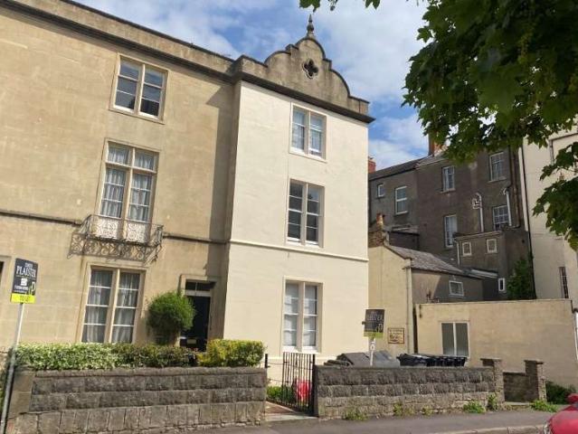 1 Bedroom Flat