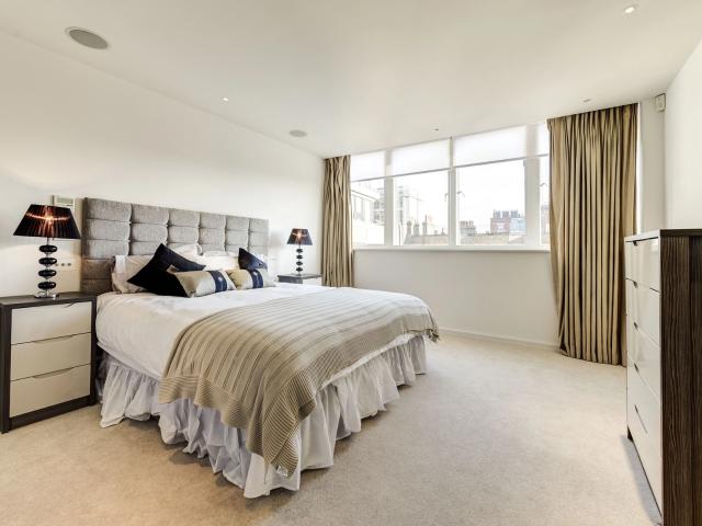 1 Bedroom Flat