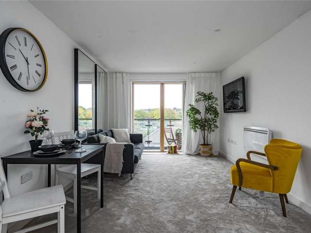 1 Bedroom Flat